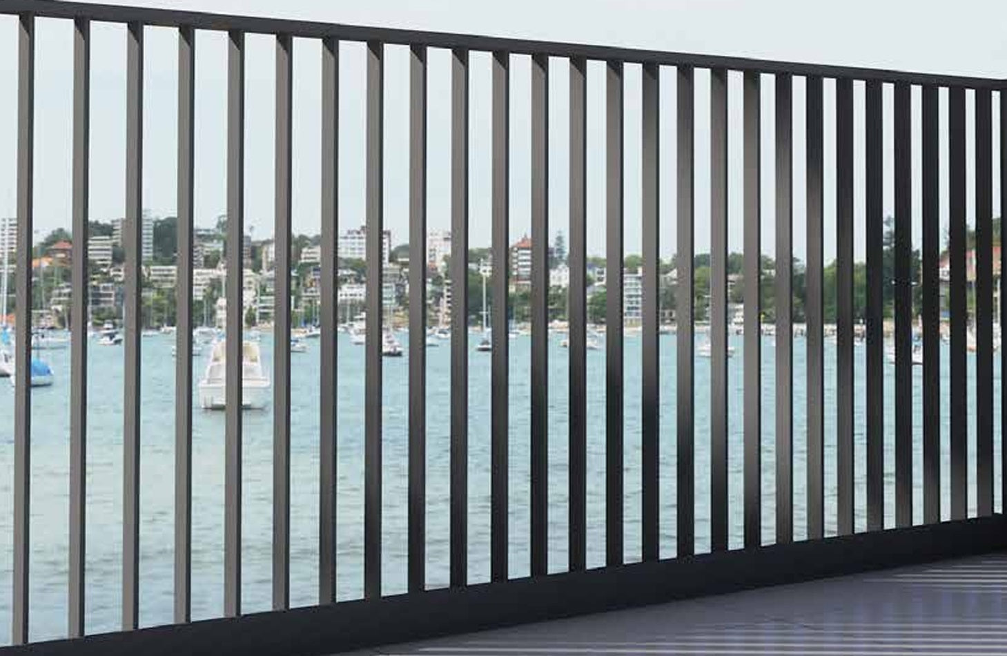 VISOR BALUSTRADE – Glass House AU